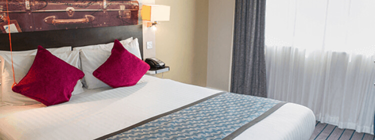 Heathrow Terminal 4 Hotels | Bargain +Parking Deals